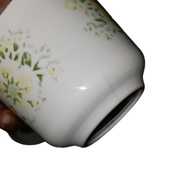 Corelle | Dining | Vintage Corelle Yellow Flower Teacups Set Of 4 ...